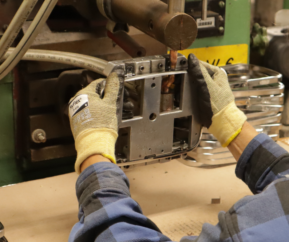 Precision Stamping & Custom Solutions: Why OEMs Choose K-D Lamp - KD Lamp